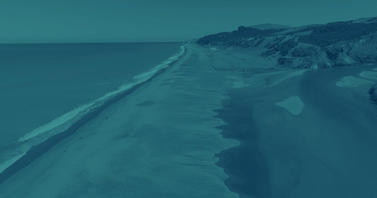 Kiakoura 10 Alt Still | Still Background