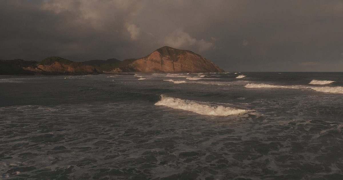 Oceanfront 15 Still | Still Background